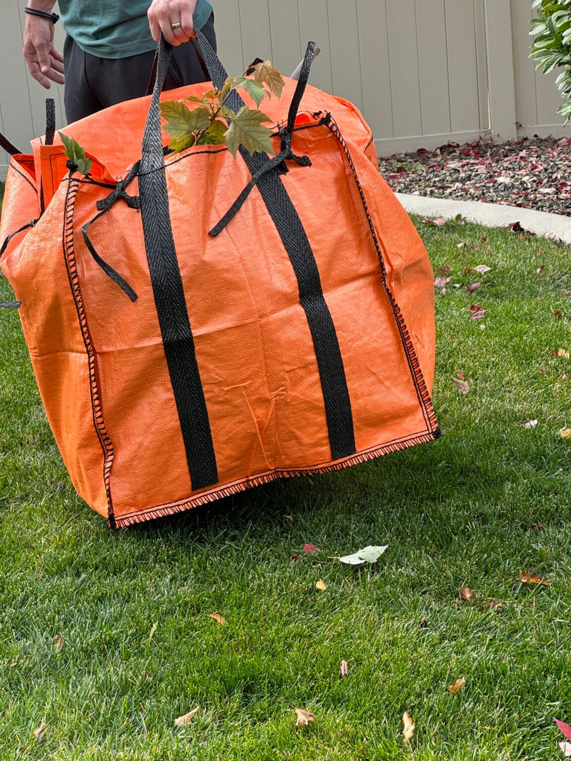 Outpak Debris Bag | Heavry Duty Re-Usable Yard Waste Bag